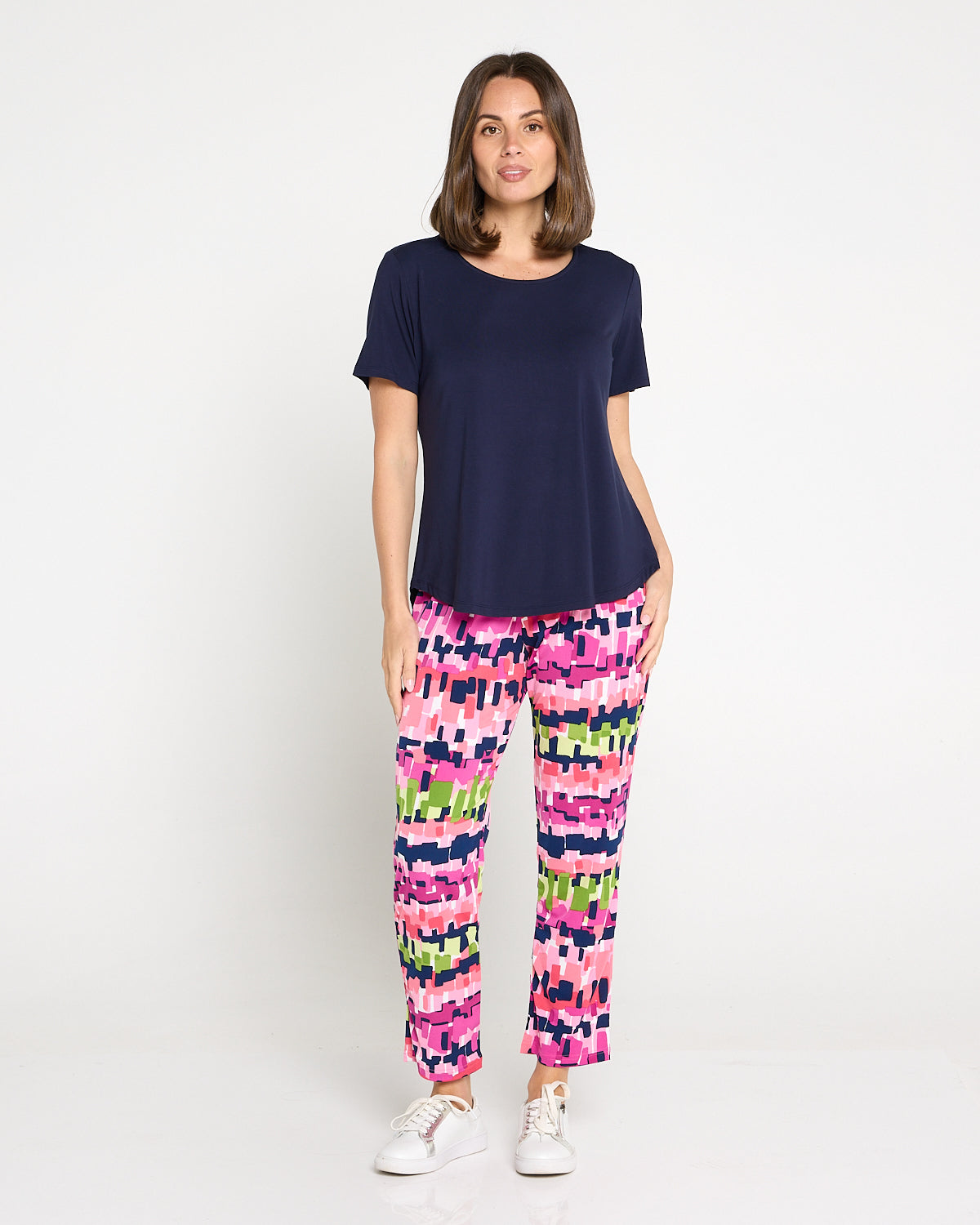 Gianna Printed Pants – Pink (Petite) | Easy-Care | TULIO – TULIO Fashion