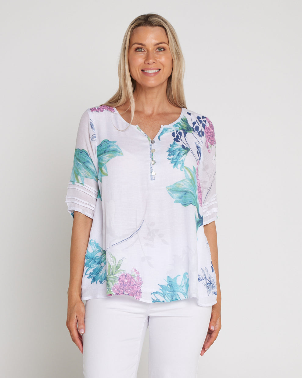 Farida Blouse – White/Teal Hydrangea Print | TULIO – TULIO Fashion