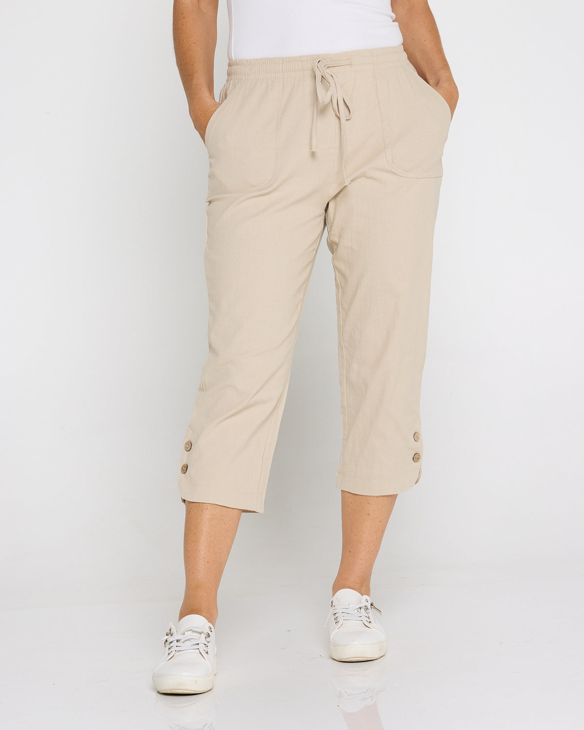 Danny Capri Pants - Beige | Button-Hem Crop – TULIO Fashion