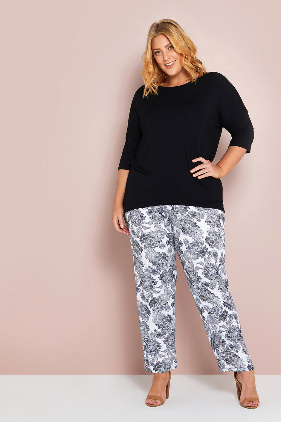 Casual Ladies Tops - Casual Tops for Women Over 50 – TULIO Fashion
